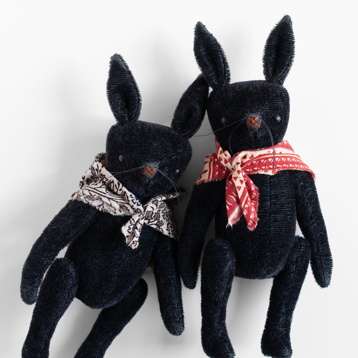 Limited Edition: PDC Black Classic RABBIT – POLKA DOT CLUB